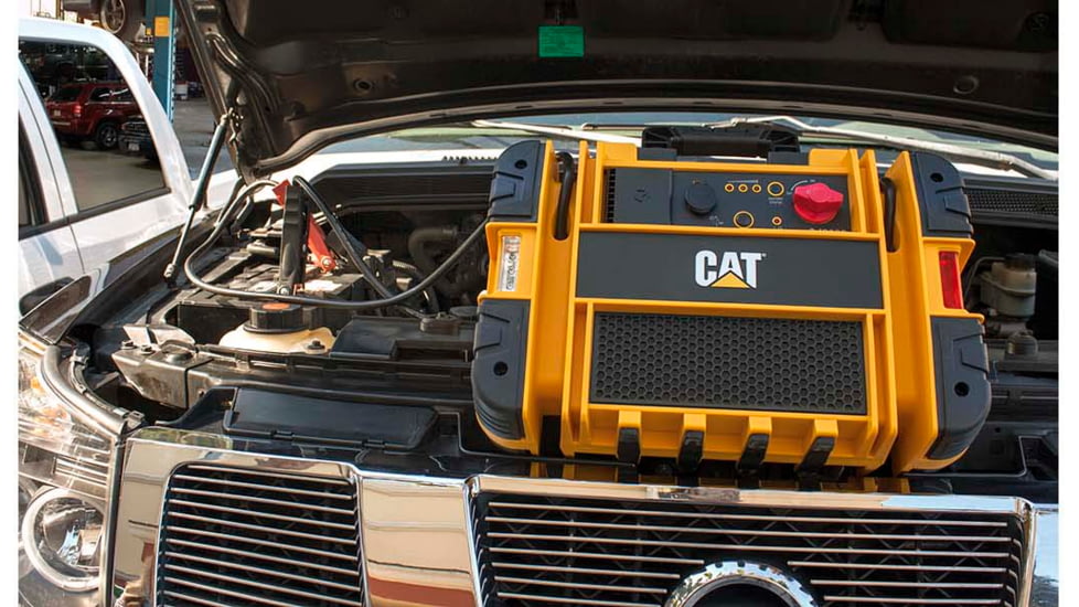 CAT 2000 Peak Amp Jump Starter — CampSaver