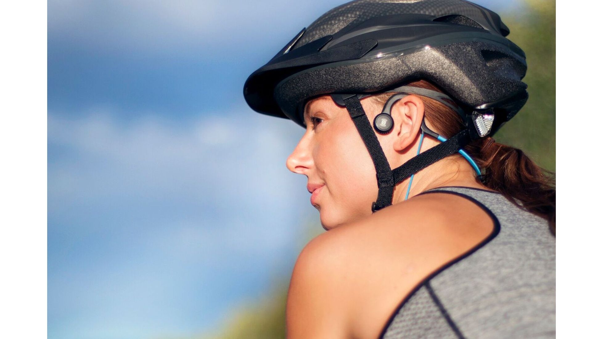 Shokz Sportz Titanium — CampSaver