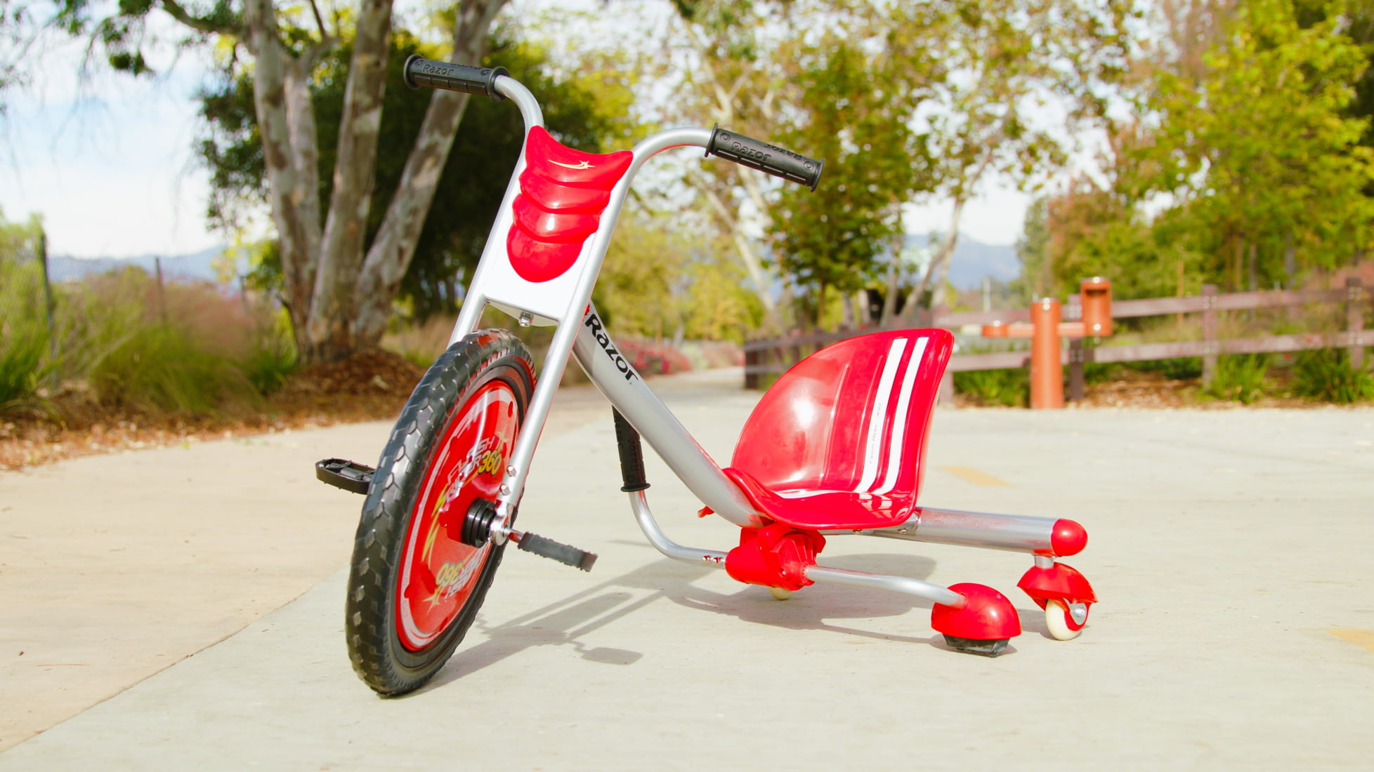 Razor FlashRider 360 Compact Tricycle — CampSaver