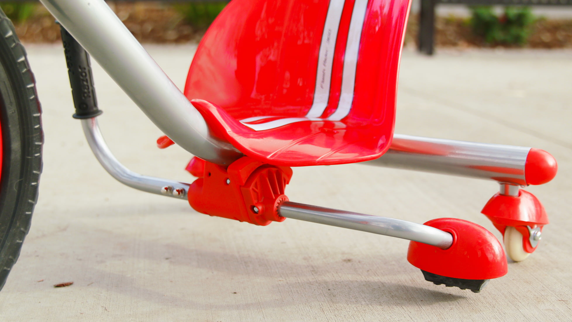 Razor FlashRider 360 Compact Tricycle — CampSaver