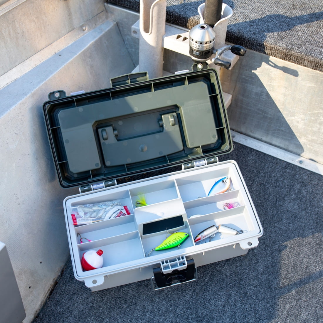 Sheffield Tackle Box 12670 , 12% Off — CampSaver