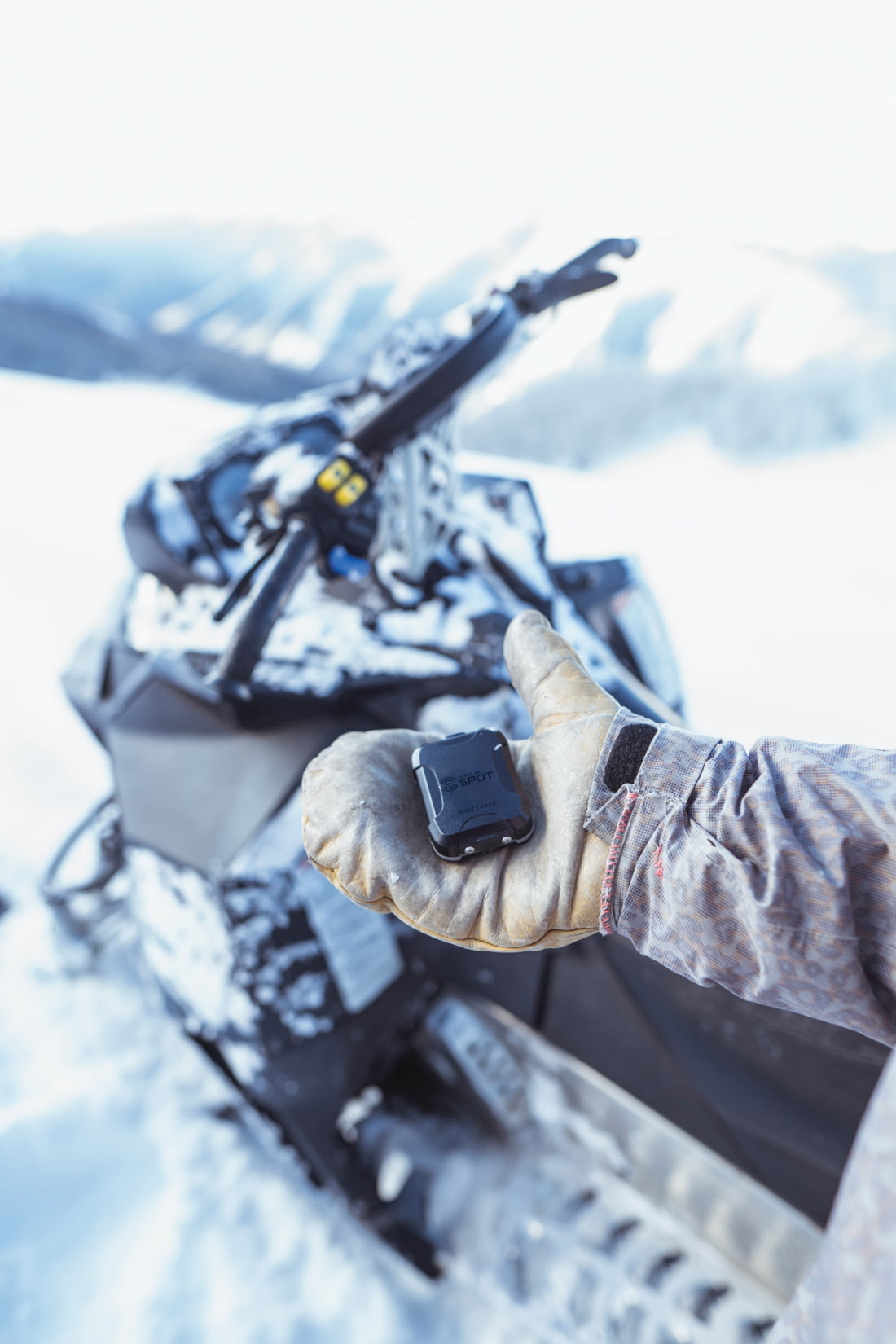 SPOT Trace Tracking Device SPOT TRACE - 01 with Free S&H — CampSaver