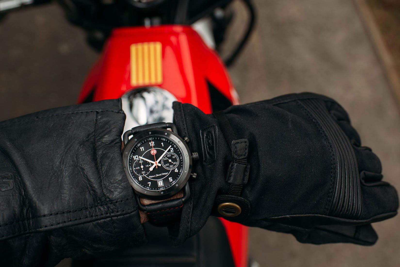 Szanto Icon Roland Sands Chrono Watches IC RS 2252 , 40% Off with Free ...
